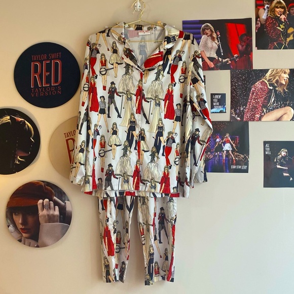 Taylor Swift | Intimates & Sleepwear | Taylor Swift Red Taylors Taylors ...